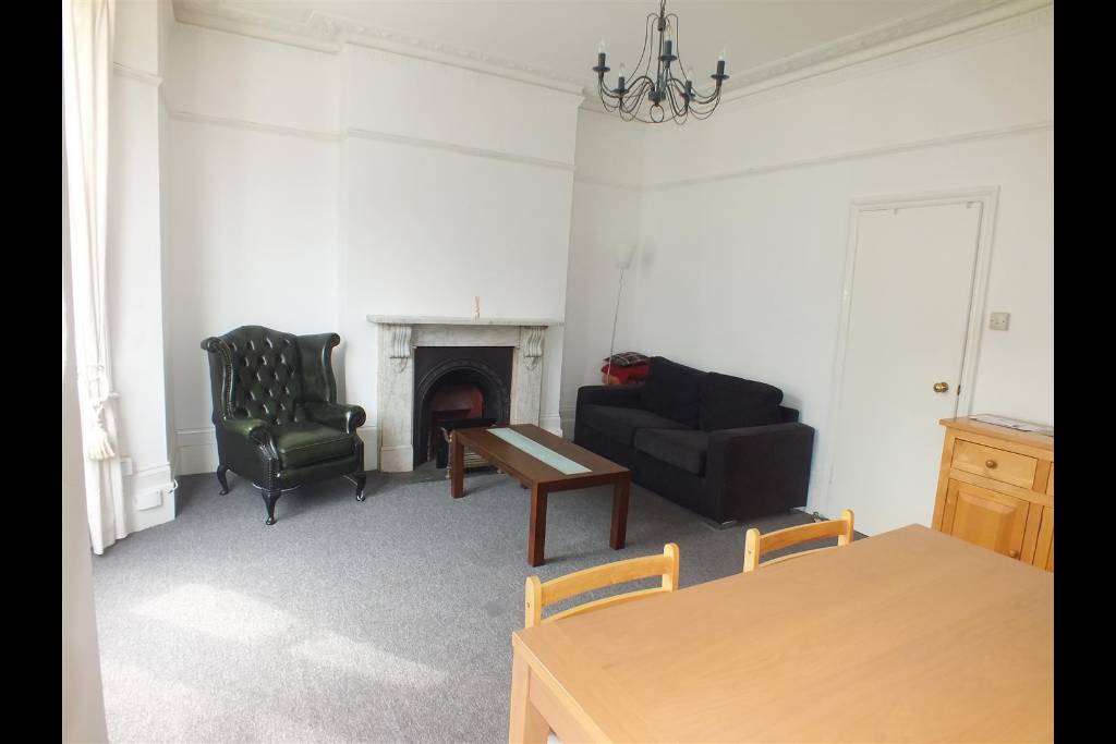 Roderick Road NW3 2NN