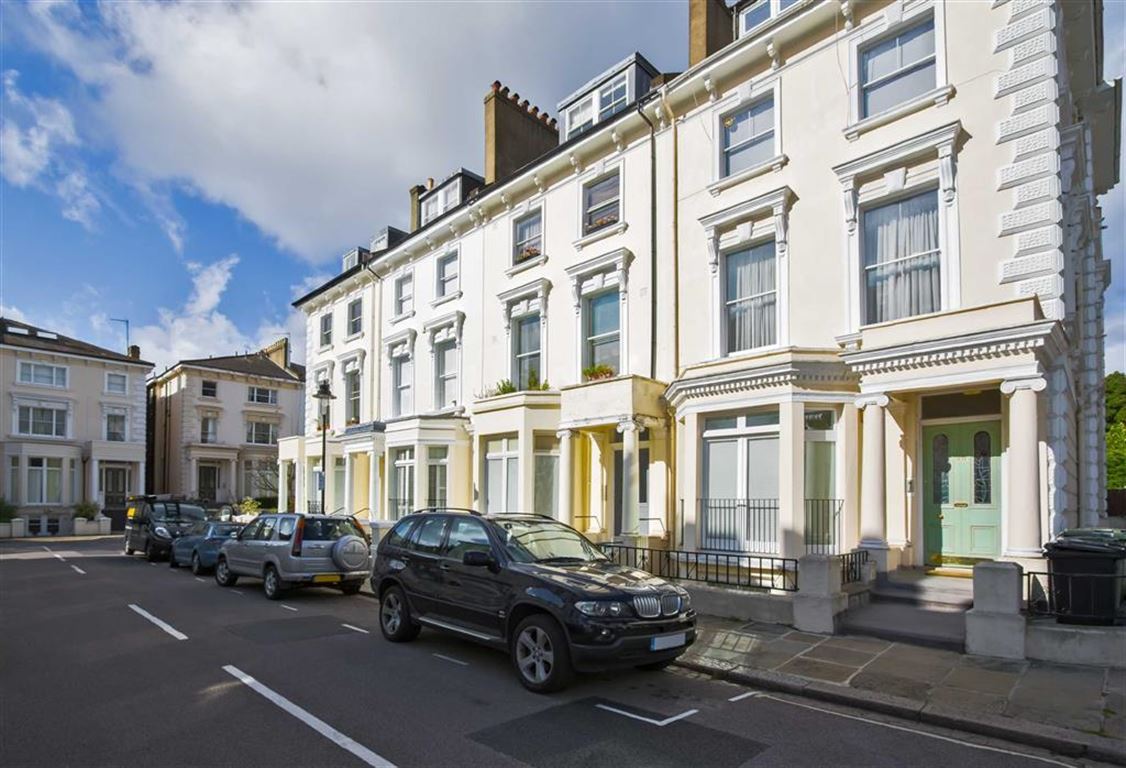 Belsize Square, London, London, NW3